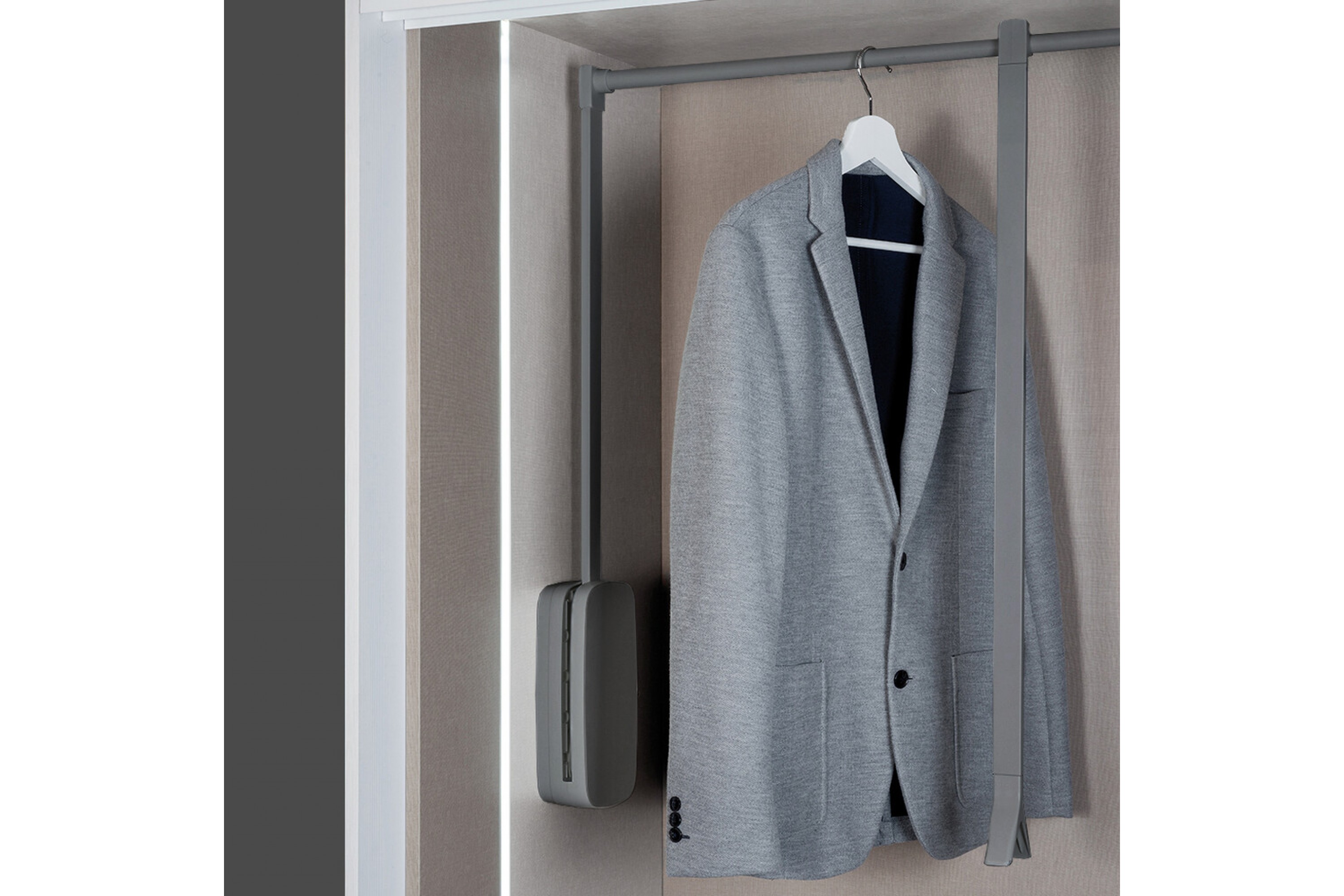 Kledinglift design Titaan 12kg kopen? - Kastaccessoires.nl